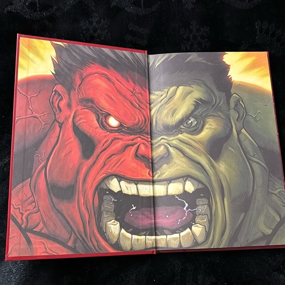 Marvel | Art | Red Hulk Book | Poshmark
